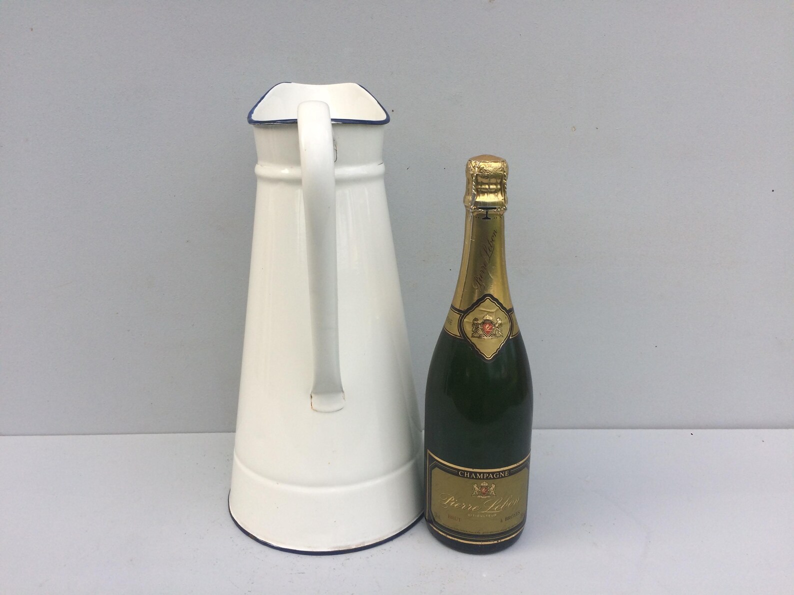 Large White Enamel Pitcher, Mid Century Enamelware - Etsy