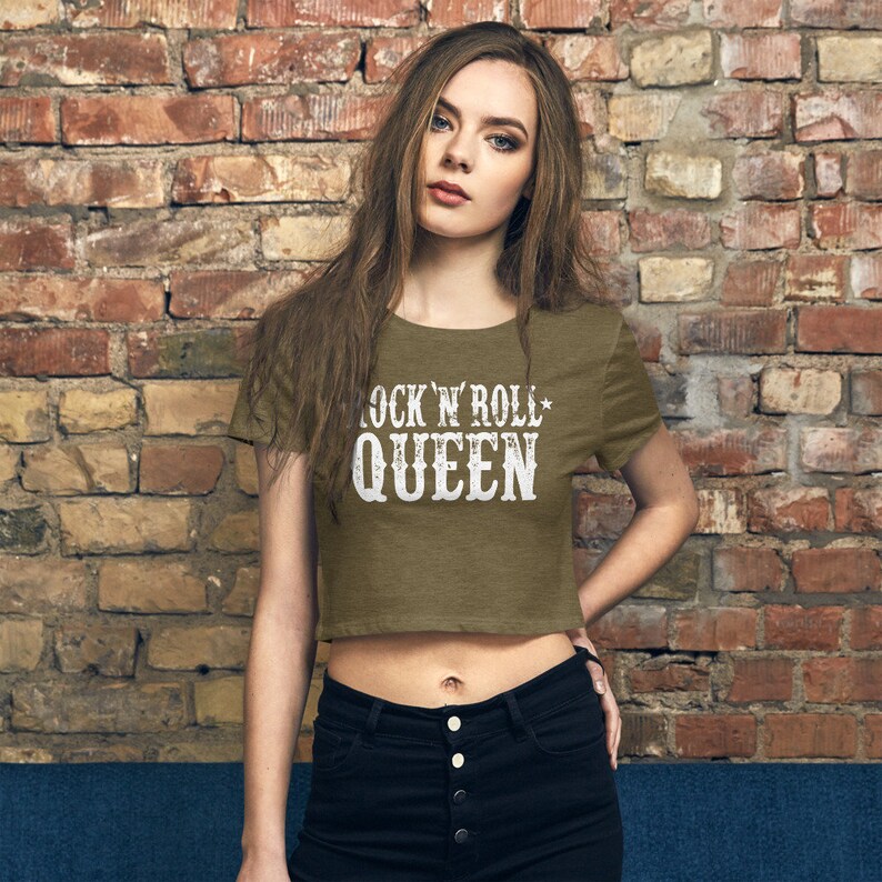 Rock N' Roll Queen Crop Top T-shirt - Women’s Crop Tee - Sizes XS/SM ...