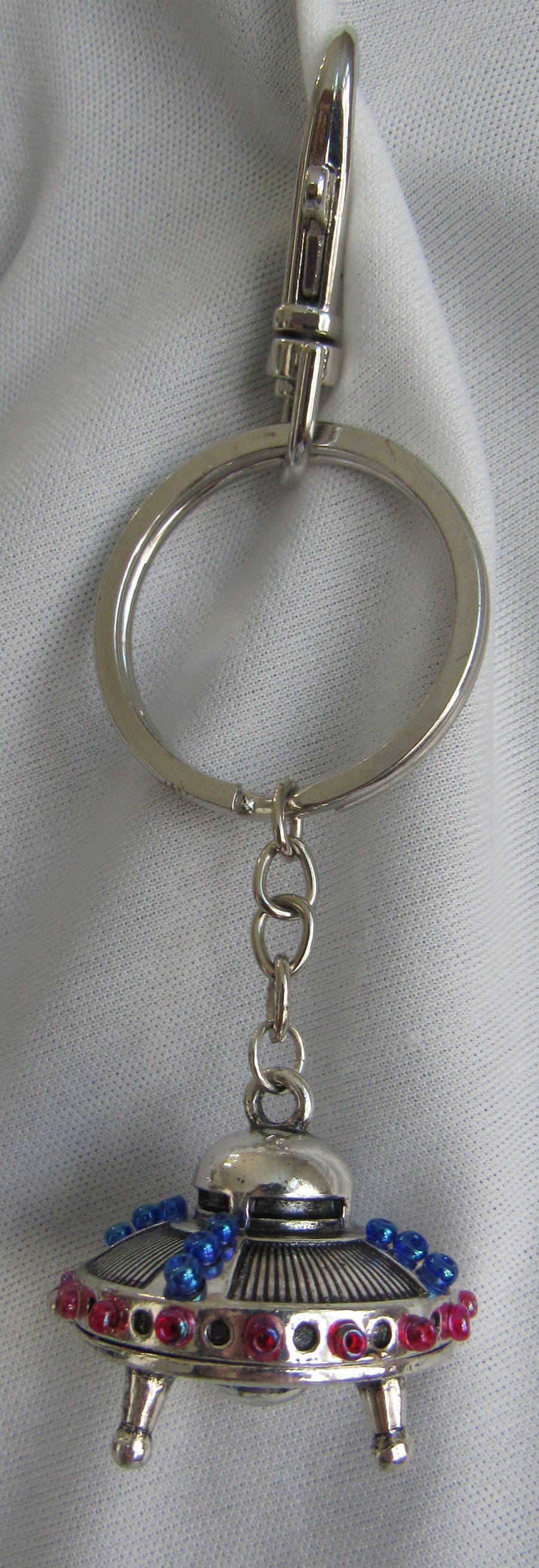 UFO Metal Flying Saucer Space Ship Open up Keychain Red Bead - Etsy