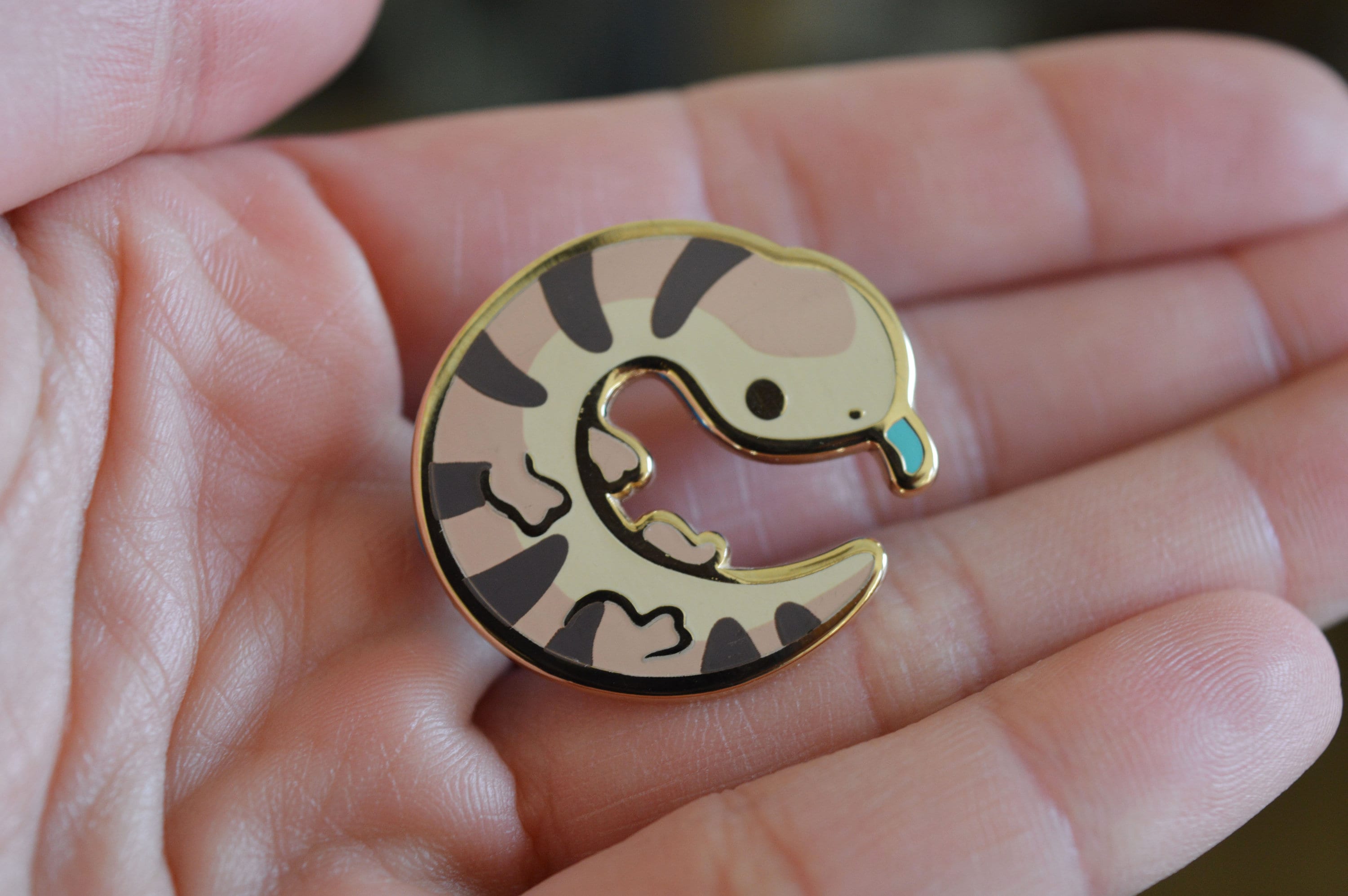 Lovable Lizard Enamel Pins - Etsy