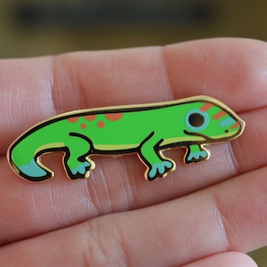 Lovable Lizard Enamel Pins - Etsy