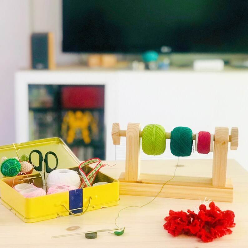 Gift for Mama Yarn Spinner Yarn Bobbine Yarn Butler Thread | Etsy