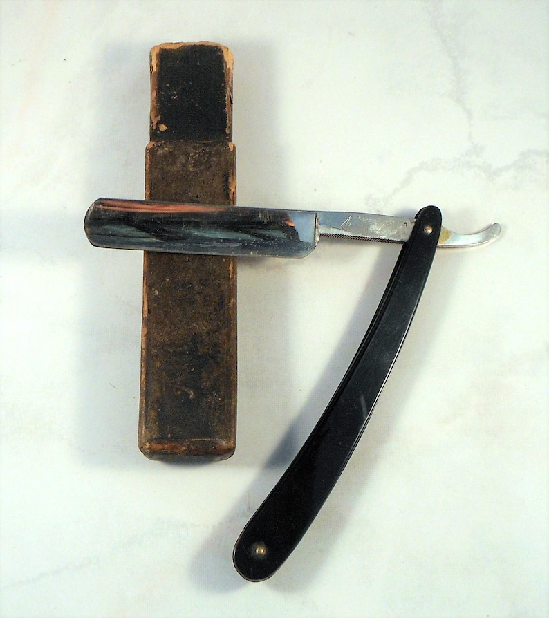 Vintage 1920's Straight Razor 7N Pyramid Model Geneva Cutlery Co ...