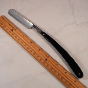 Vintage 1920's Straight Razor 7N Pyramid Model Geneva Cutlery Co ...