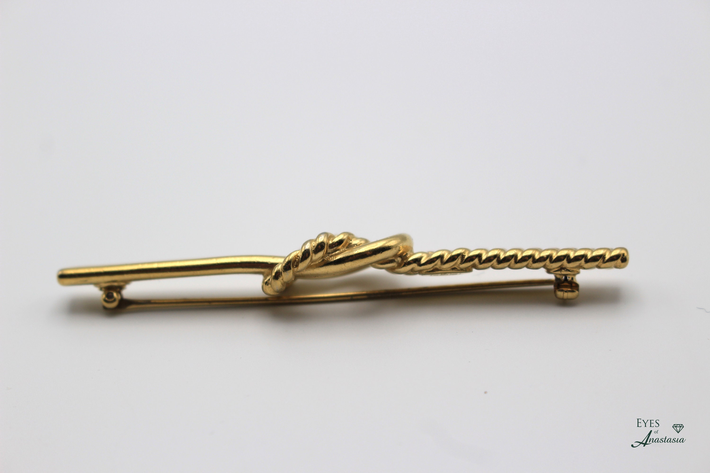 Trifari Reef Knot Pin Trifari Vintage Gold Plated Reef Knot Brooch ...