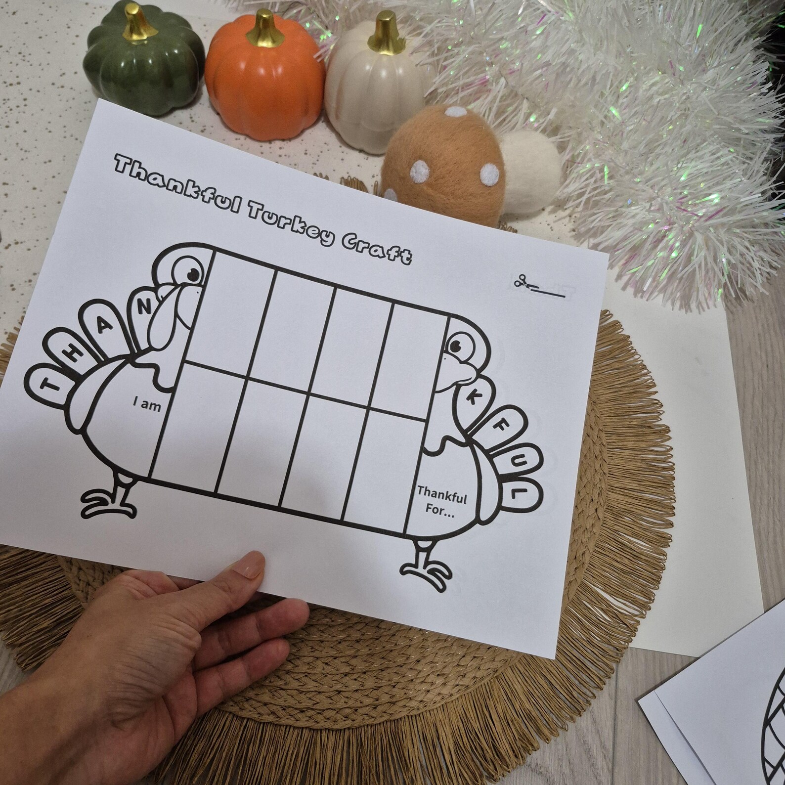 Printable Thankful Turkey Craft | Thanksgiving Foldable Coloring ...