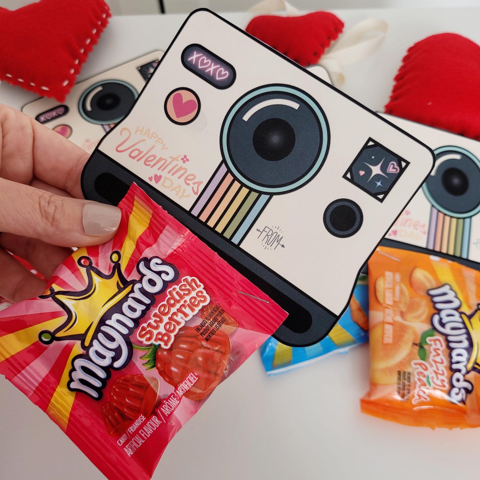 Retro Camera Valentine's Day Cards With Candy Holder Printable Treat ...