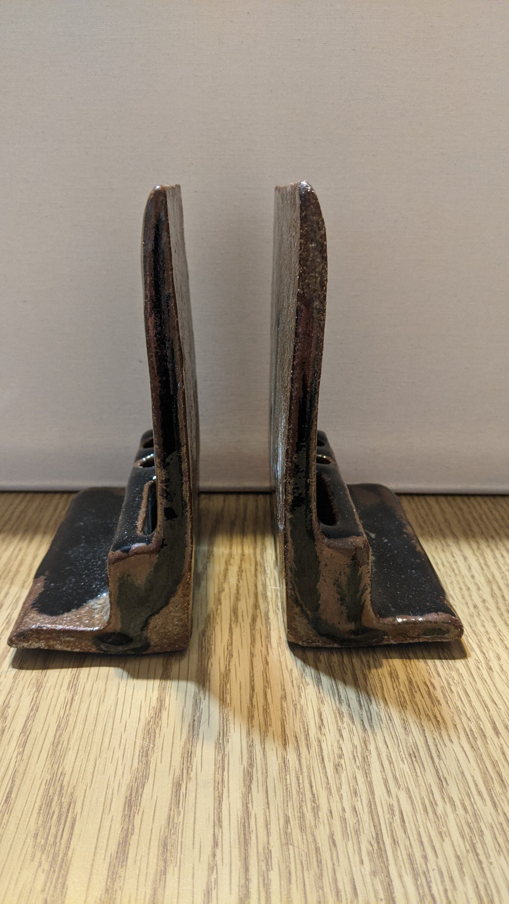 Glazed Pottery Bookends With Pen Holder / Earthenware / - Etsy