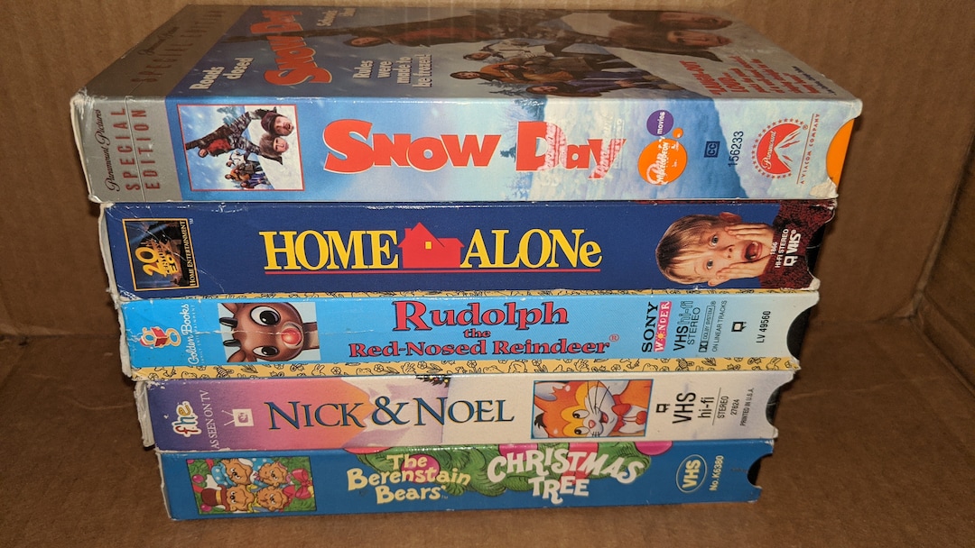 VHS Tapes / VHS Movies / Snow Day / Home Alone / Nick and Noel ...