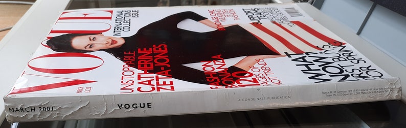 Vogue UK March 2001 British Original Vintage Magazine - Etsy