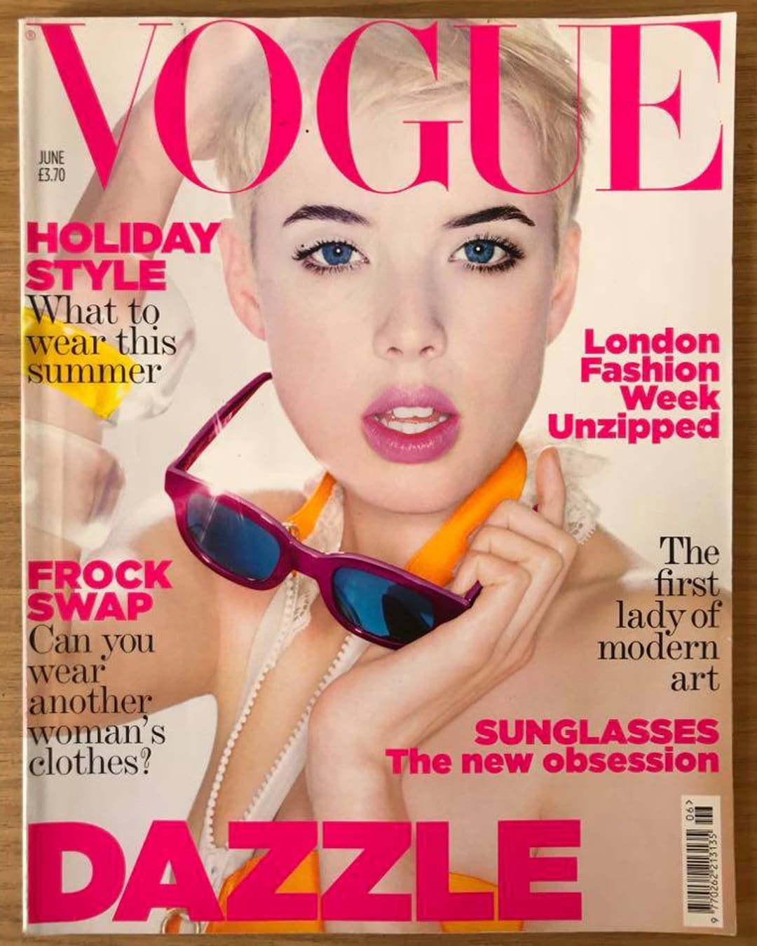 Vogue UK June 2007 British Original Fashion Magazine Birthday Gift ...