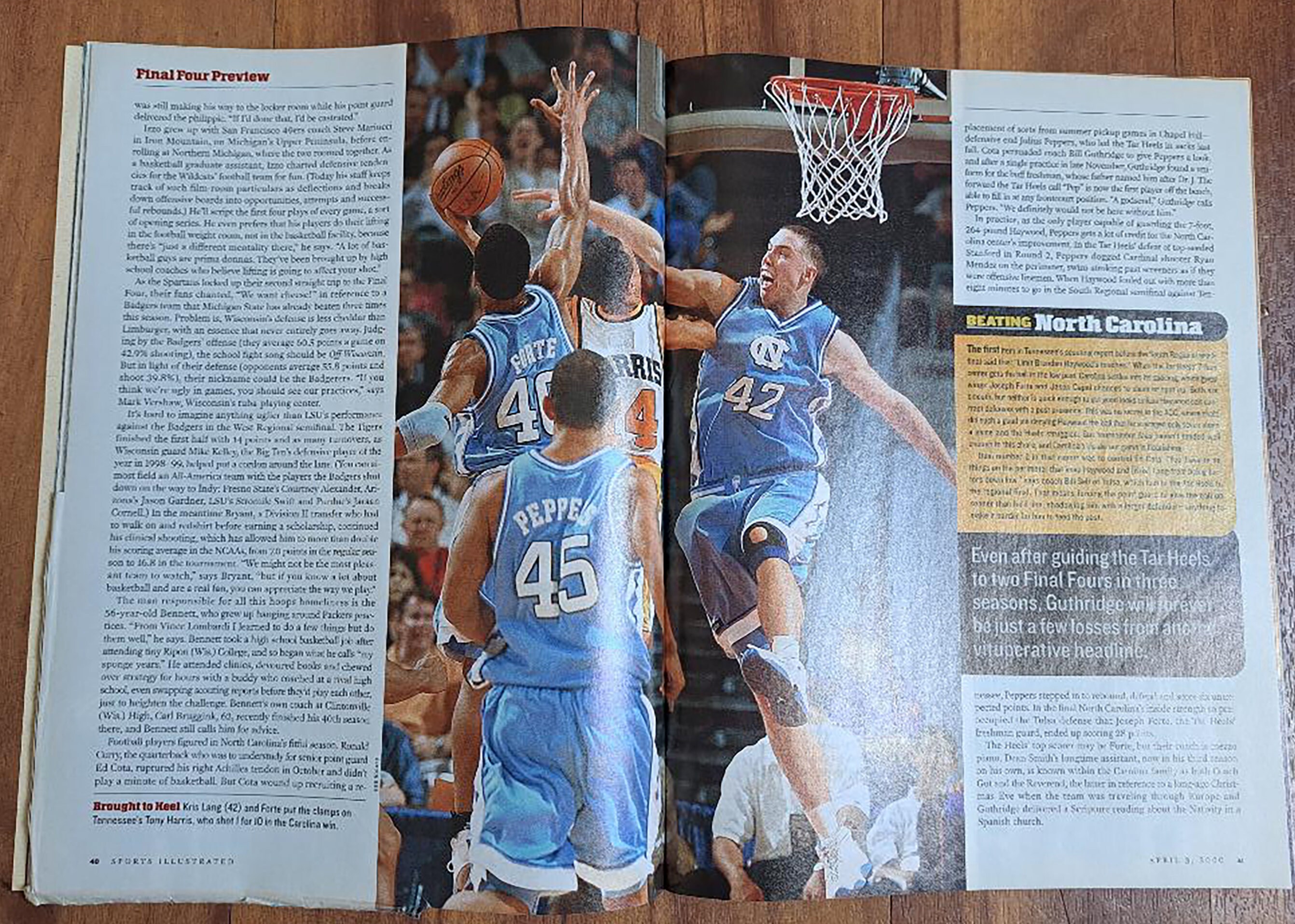 Sports Illustrated April 3 2000 Tiger Woods Final Four Jeff Hornacek ...