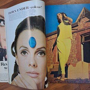 Vogue UK Oct 15th 1967 Original Vintage Fashion Magazine Cover : Twiggy ...