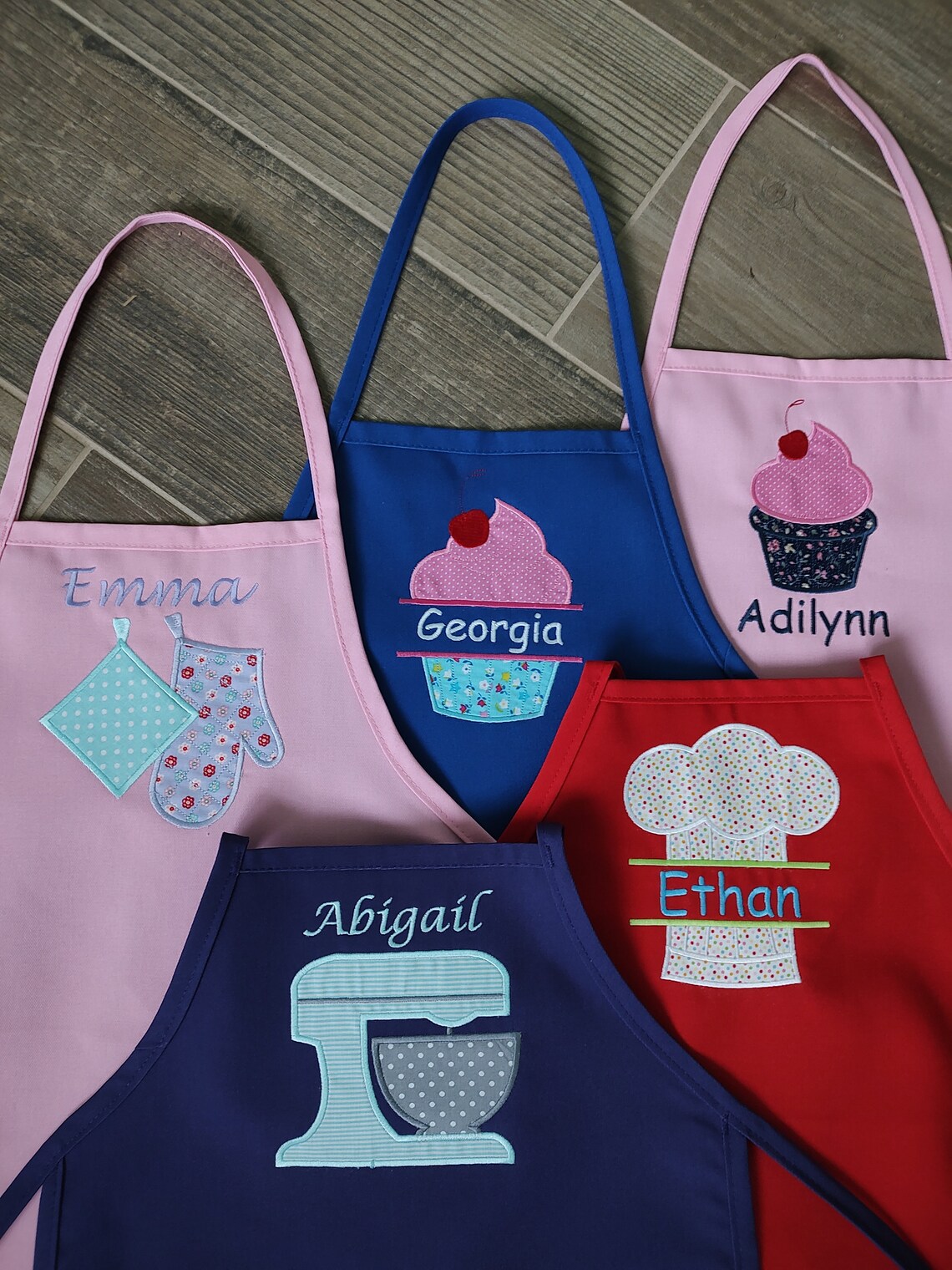 Personalized Children's Apron in Two Sizes - Etsy