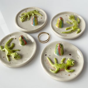 Porcelain Lizard Ring Holder, Small Trinket Dish, Jewelry Organizer ...