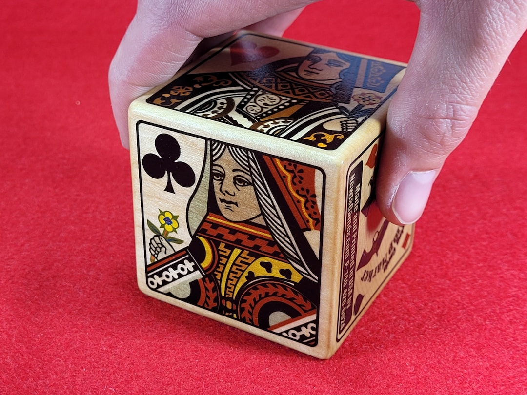 The Calamity Jane Deluxe Suited Trump Marker/indicator Gift Cube for Poker, Euchre, Pinochle ...