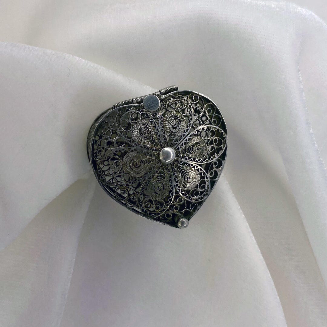 Vintage Heart Silver Filigree Trinket Box, 800 Silver Trinket Box ...