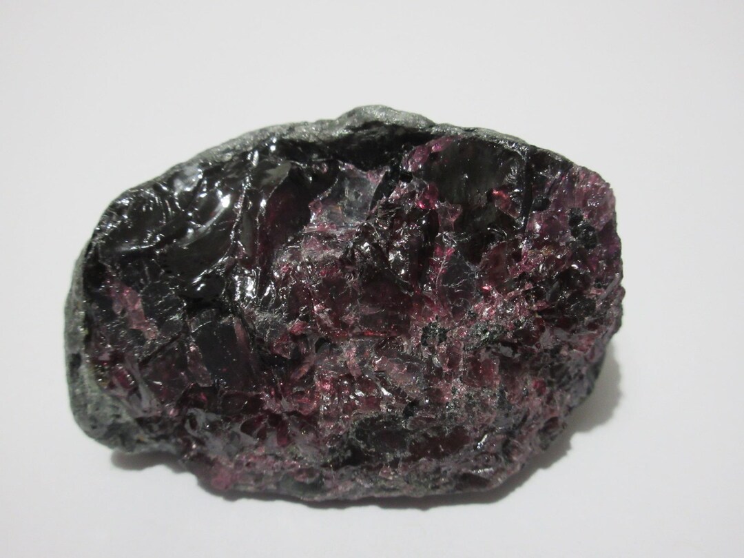 SUPER Pyrope Garnet in Mica Natural Piece (large) - Etsy