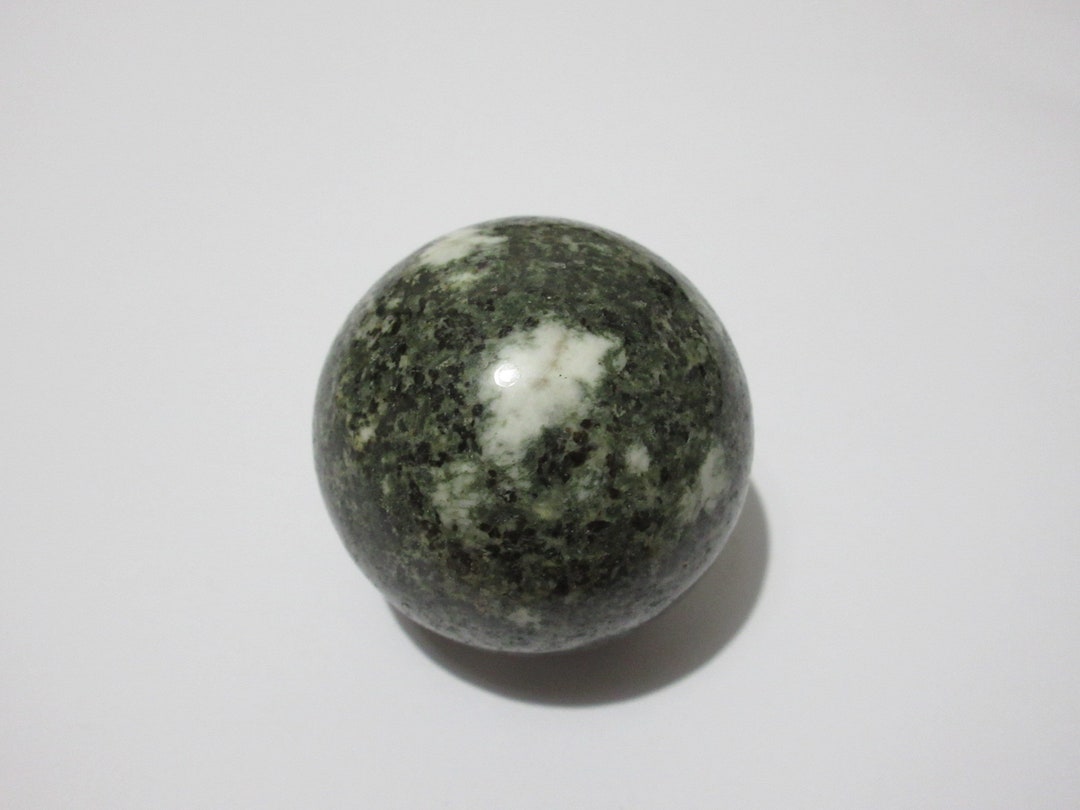 Spotted Stonehenge Bluestone Sphere preseli - Etsy