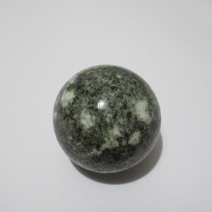 Spotted Stonehenge Bluestone Sphere preseli - Etsy