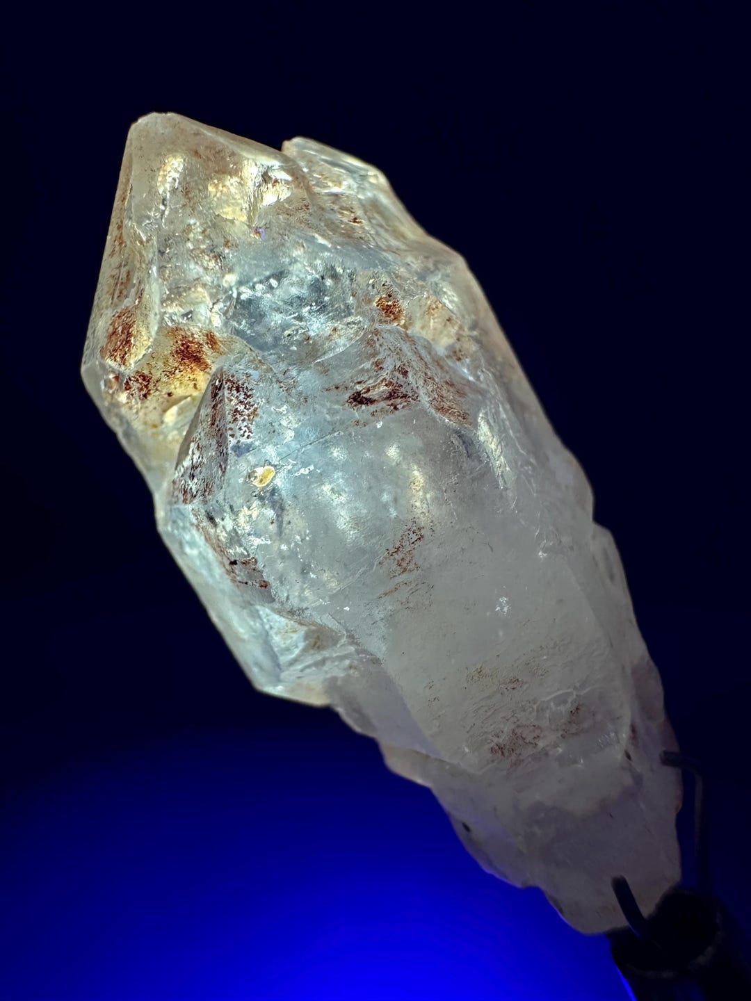 SCEPTER Golden Enhydro Petroleum Quartz UV Fluorescent Skeletal Fenster ...