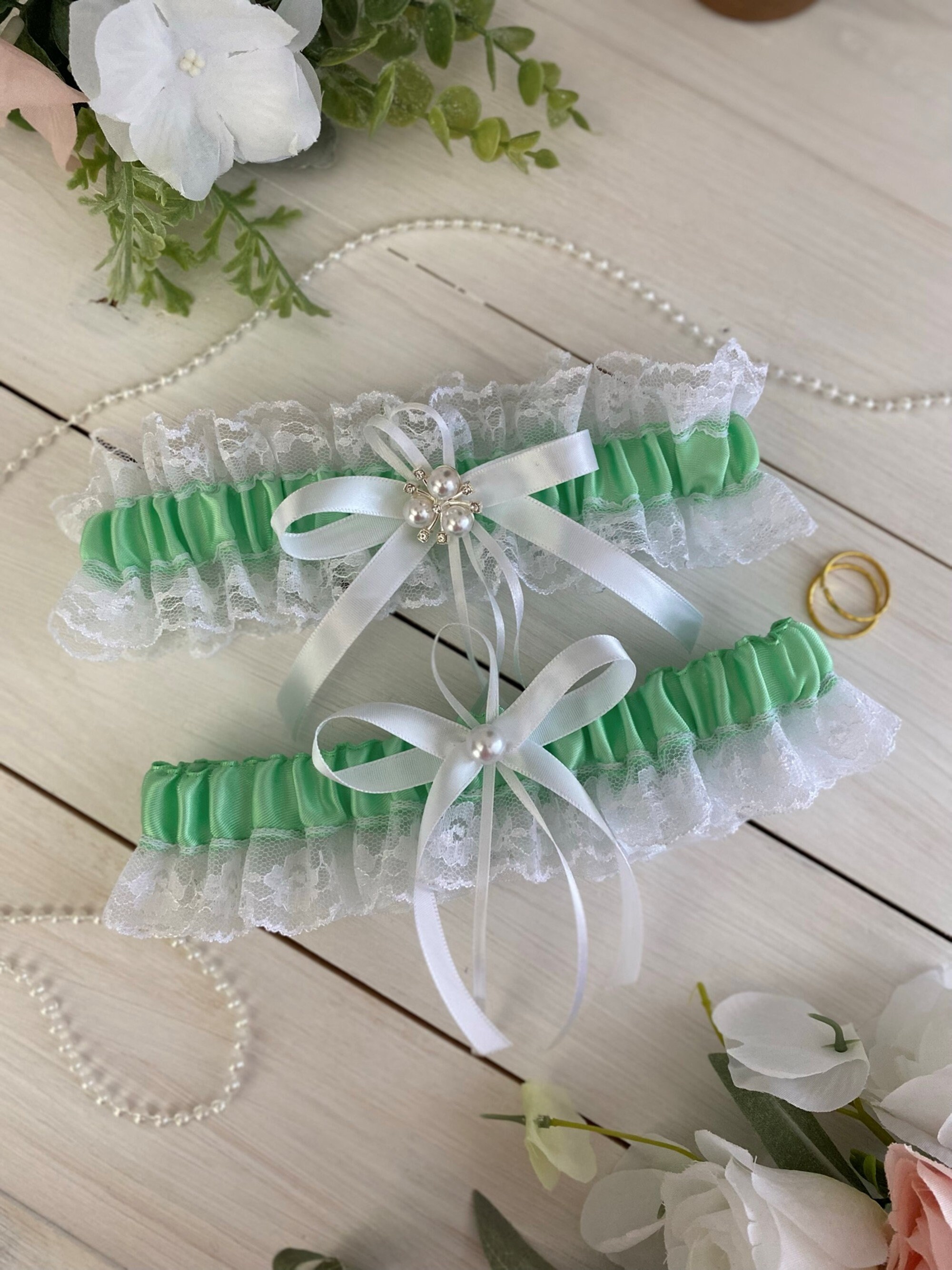 Mint Green Garter