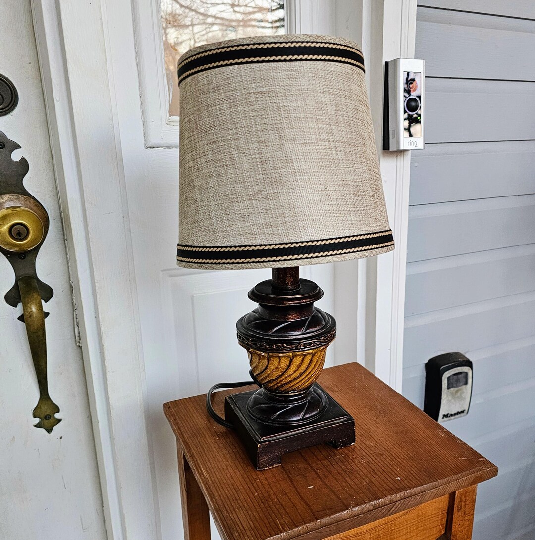 Brown Squat Reading Lamp With Tan Shade: Vintage Table Lamp - Etsy