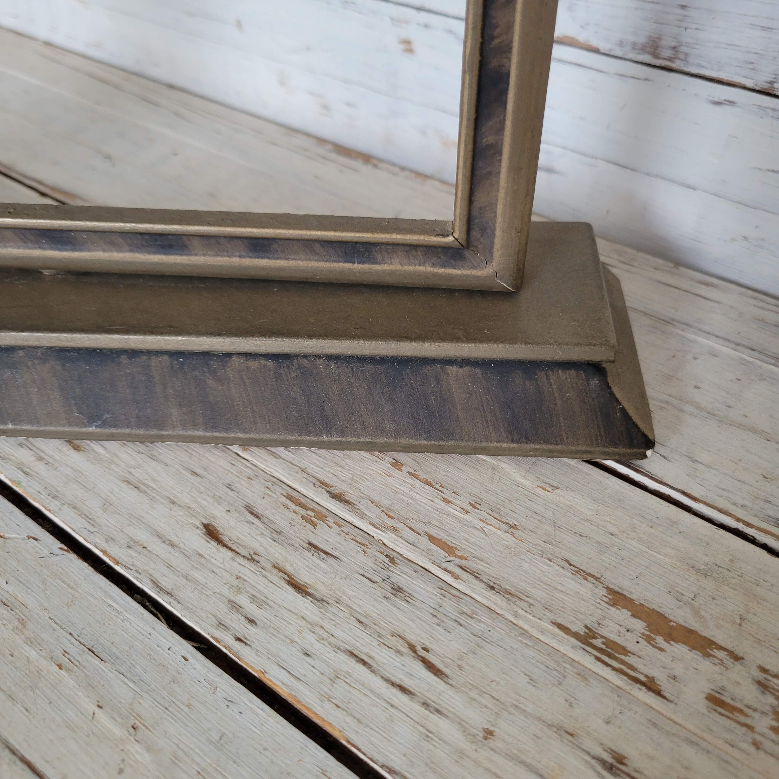 Vintage Wooden Antique Free Standing Picture Frame Swivel Picture Frame ...