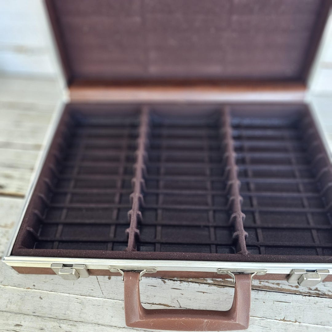 Vintage Savoy Cassette Carrying Case - Retro Faux Leather Finish ...