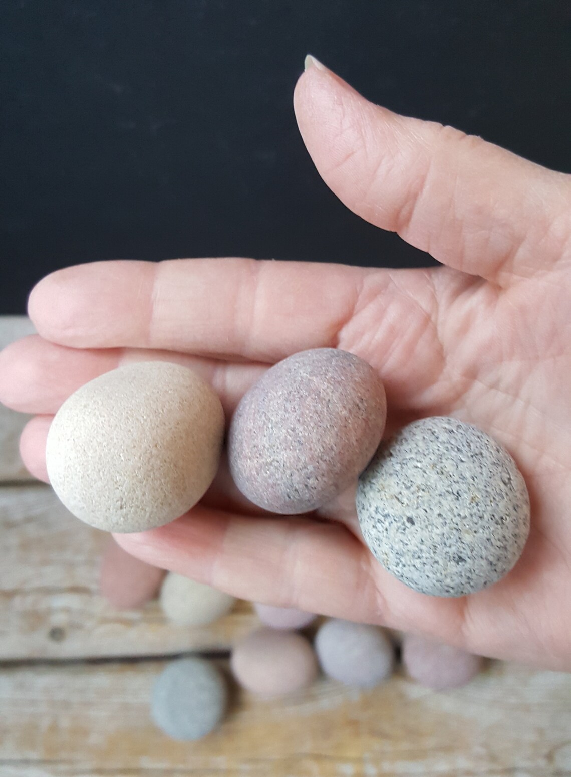 Round Spherical Stones Beach Stone egg-shaped Rocks | Etsy