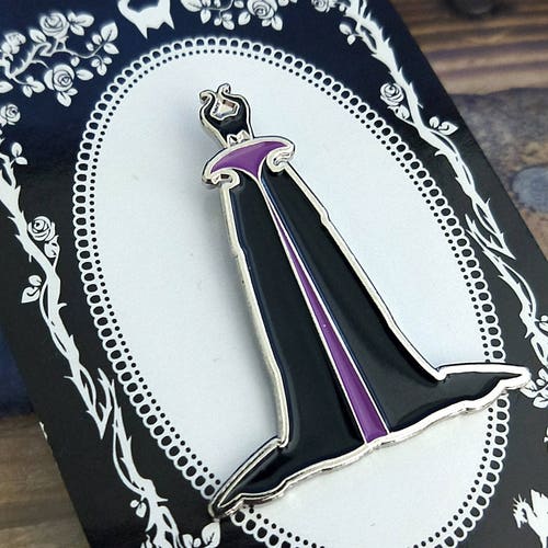 Disney's Maleficent Fantasy Pin Minimalist Sleeping - Etsy