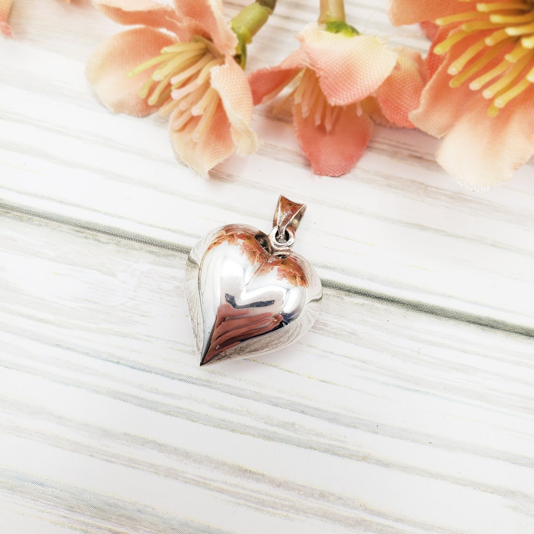 Modern Sterling Silver Puffed Heart Pendant - Etsy