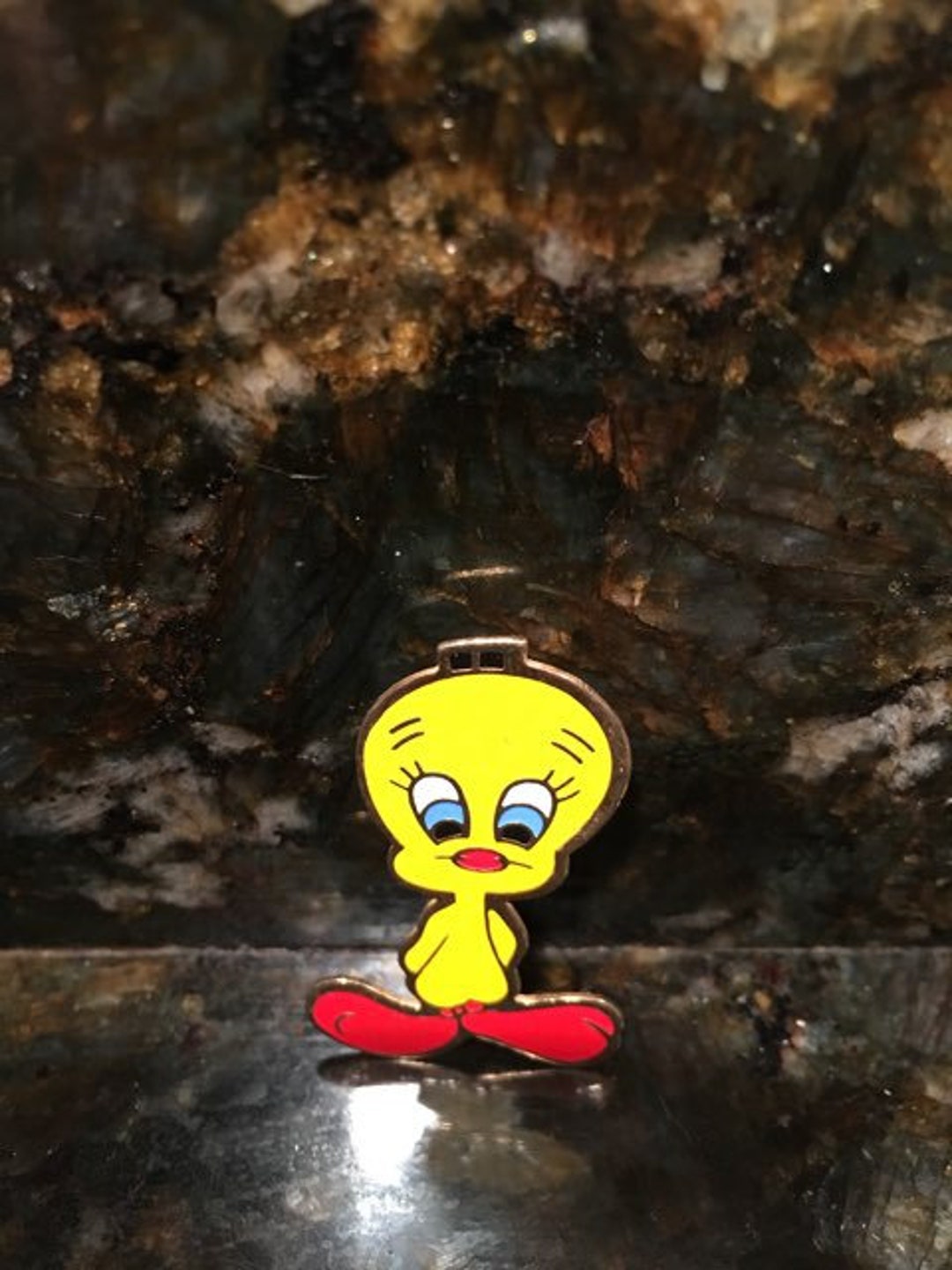 Vintage 1979 Looney Tunes Tweety Bird Pin Brooch Classic Collectible ...