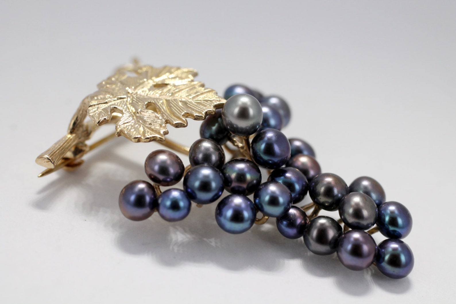 Grape Jewelry Grape Cluster Brooch One Leaf on Vine 14kt | Etsy