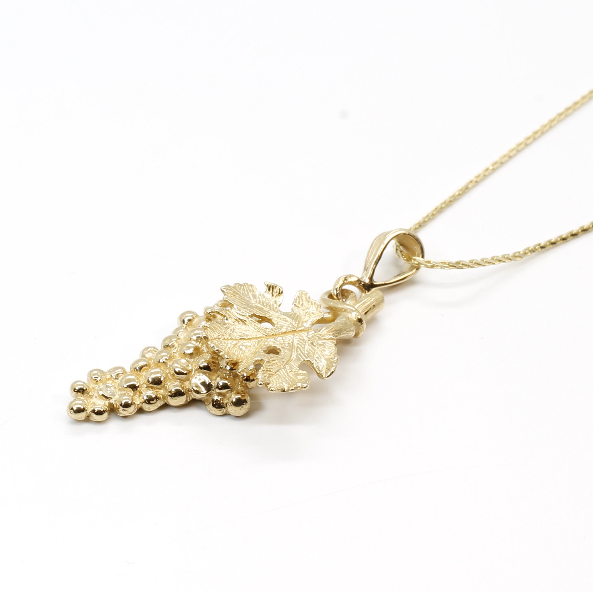14kt Solid Gold Grape Cluster Necklace: Vintner Gift - Etsy