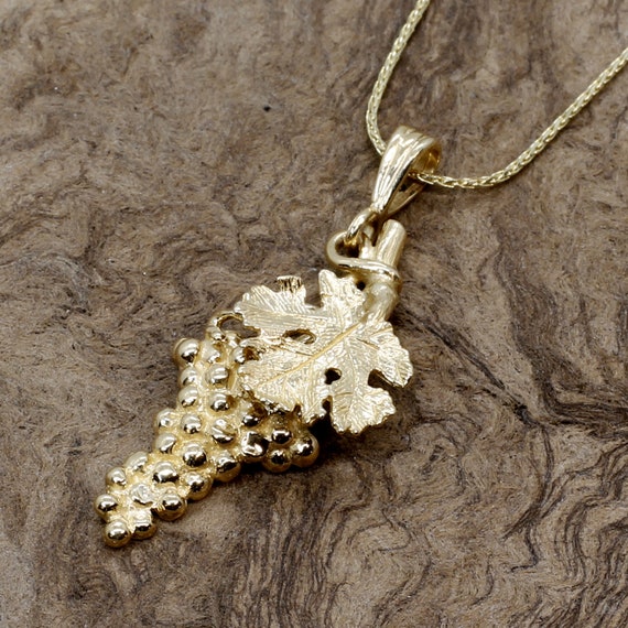 14kt Solid Gold Grape Cluster Necklace With Large Grape Leaf | Etsy