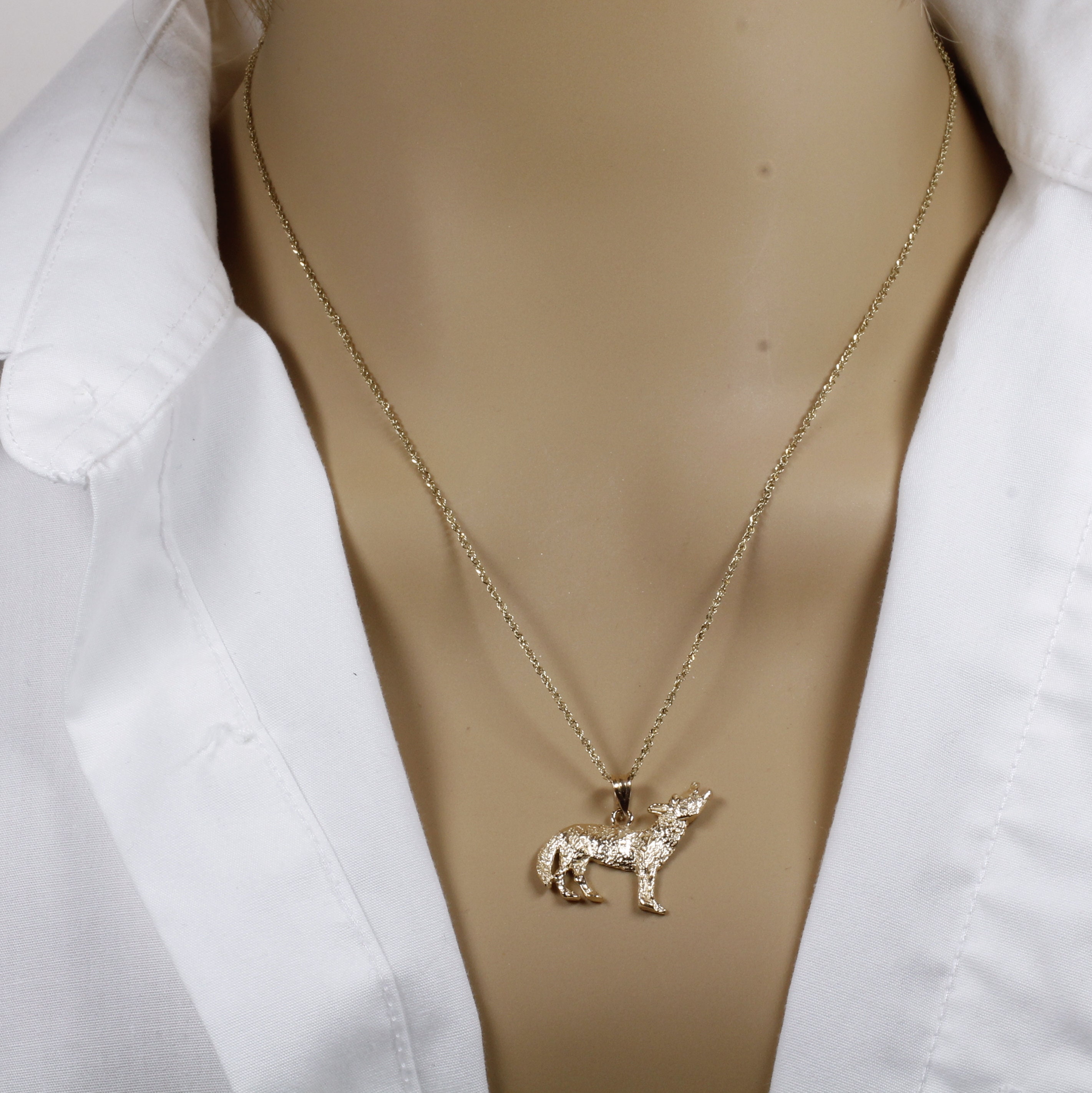 Gold Coyote Necklace for Her 14kt Solid Gold 3-D Howling - Etsy