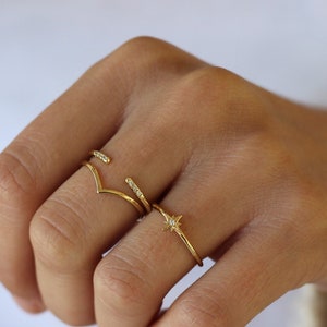 V Shape Stacking Gold Ring - Etsy