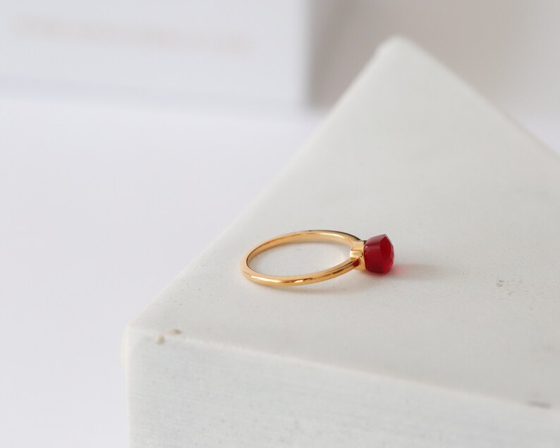Anillo con piedra roja anillo solitario en color rojo anillo | Etsy