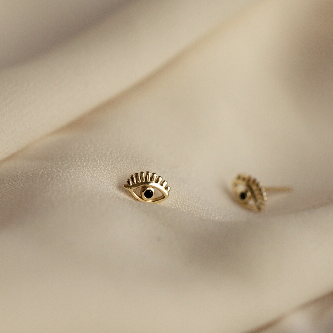 Small Eye-shaped Earrings With Black Zirconia With Snap - Etsy