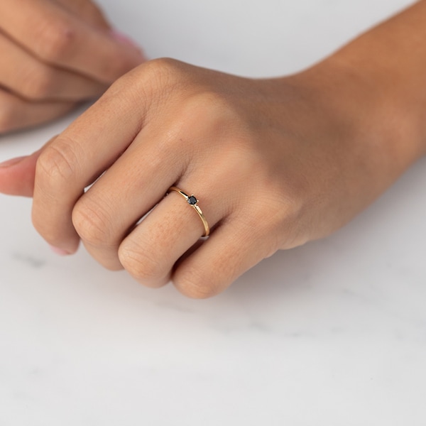 Black Solitaire Ring - Etsy