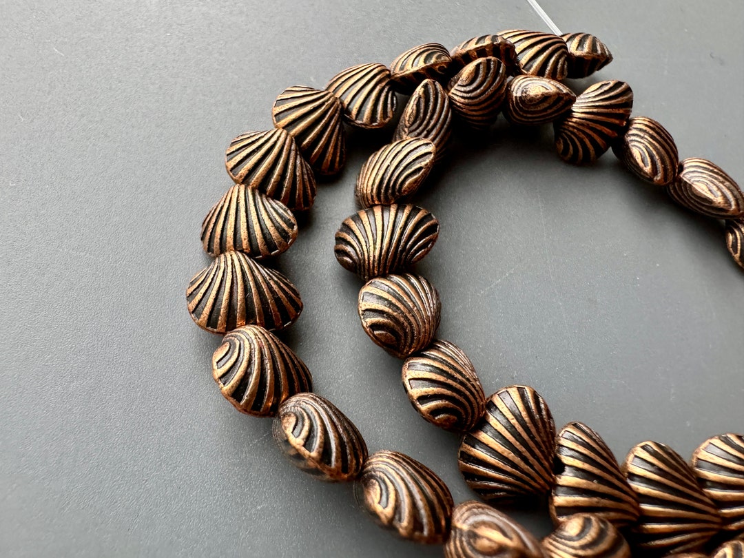 Lovely Copper Ox Finished 3D Clamshell Beads. Even Better in Person! - Etsy
