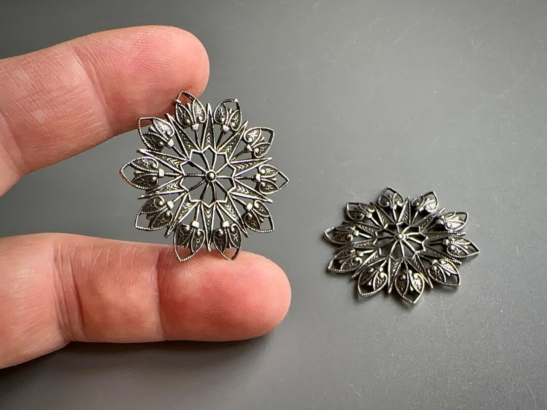 Gorgeous Details on This Vintage Dark Silver Plated Filigree From the ...