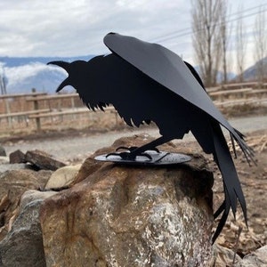 Free Shipping Iron Raven Garden Sculpture. Heavy Welded Steel Crow ...