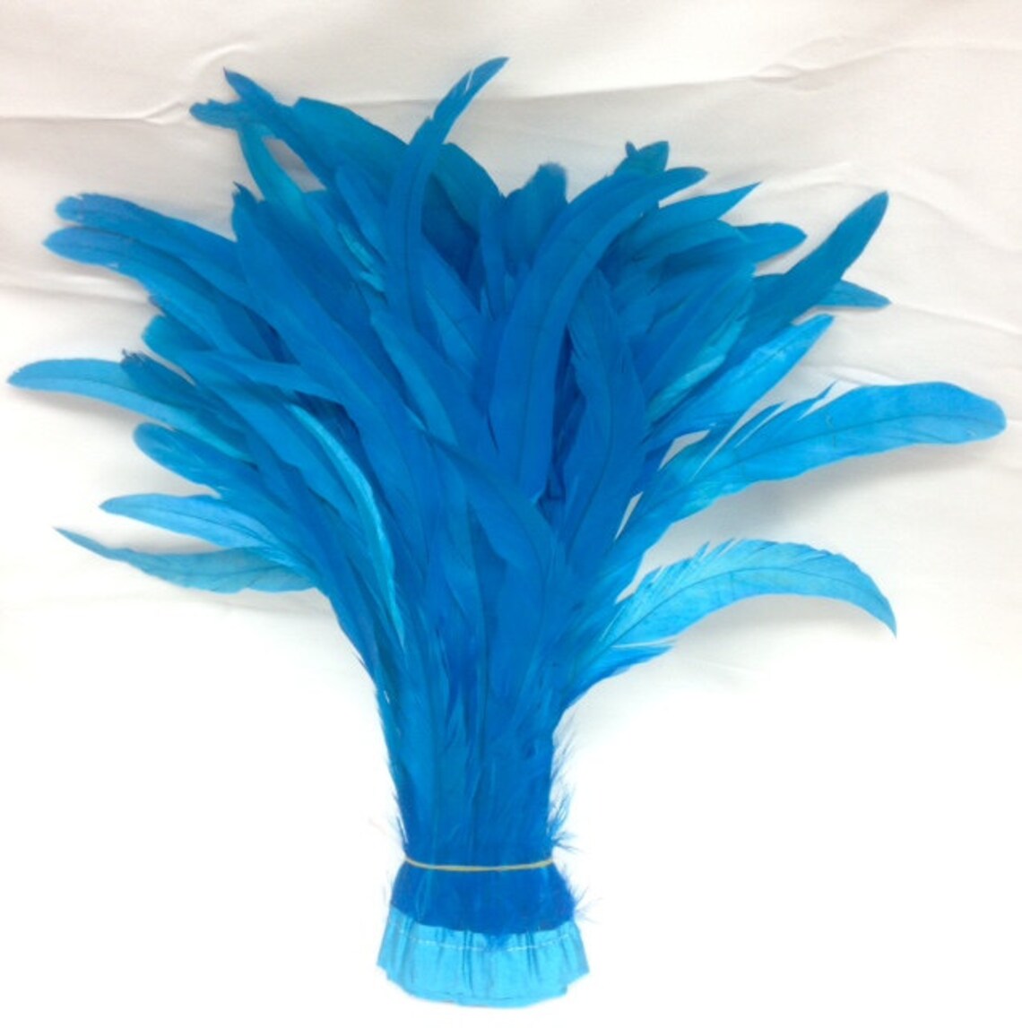 Coque Tail Feathers Selling per Bundle/ 1/2 Yard /about 75-80 | Etsy