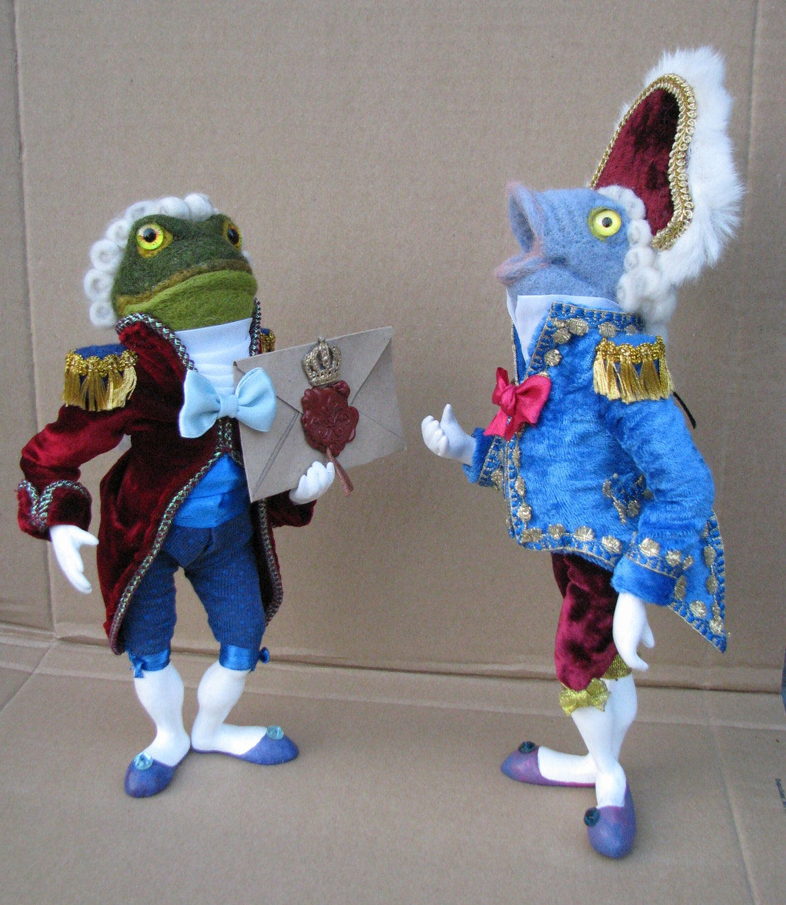 Frog Footman Fish Postman Alice in Wonderland Needle Felted Animal Toy ...