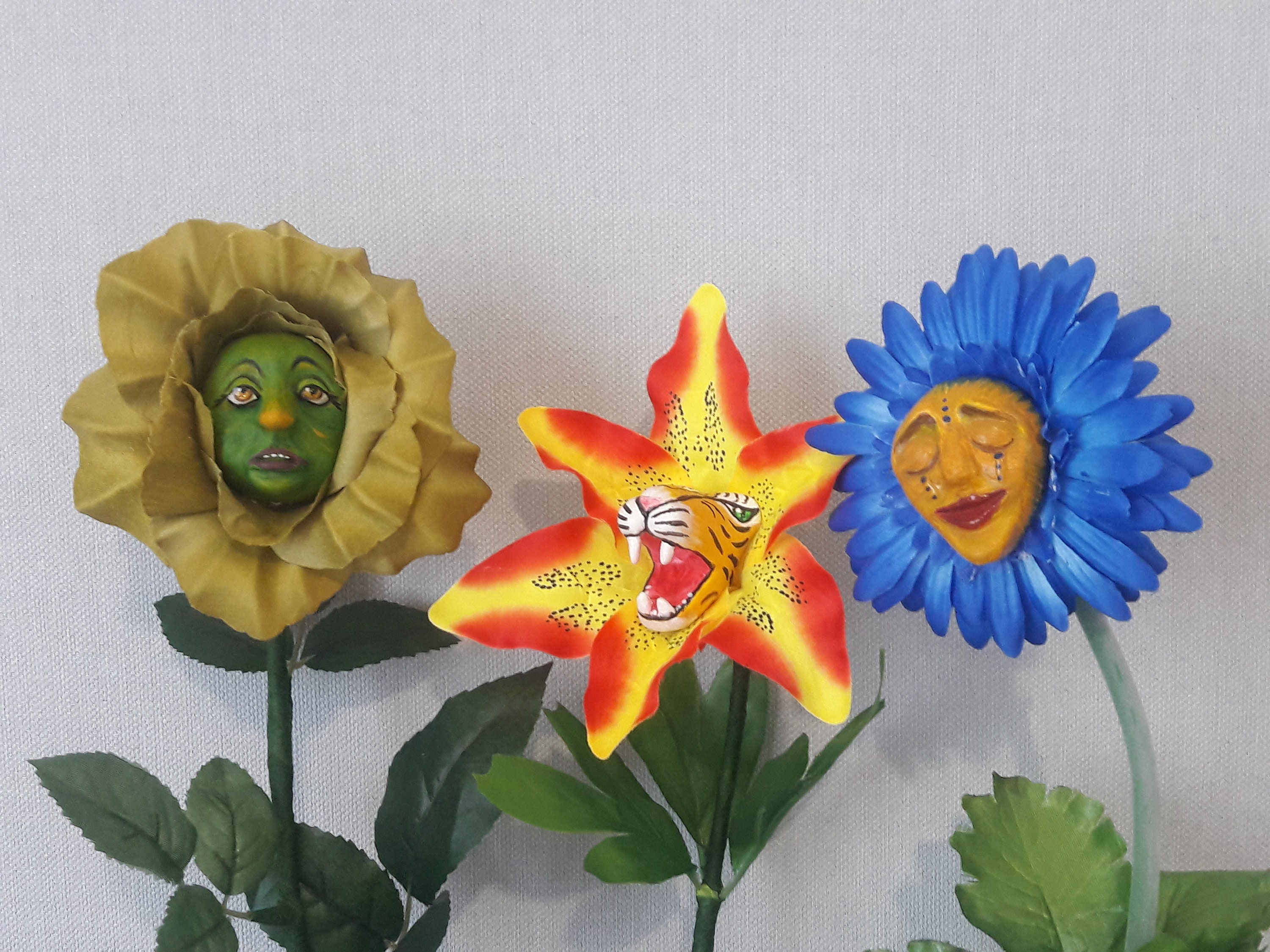 Talking flowers Alice in Wonderland art collection sculpture | Etsy