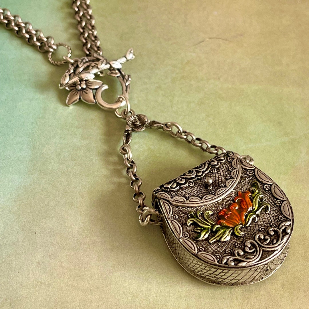 Antique Silver Plated Purse Sporran Locket Toggle Necklace With Flowers ...