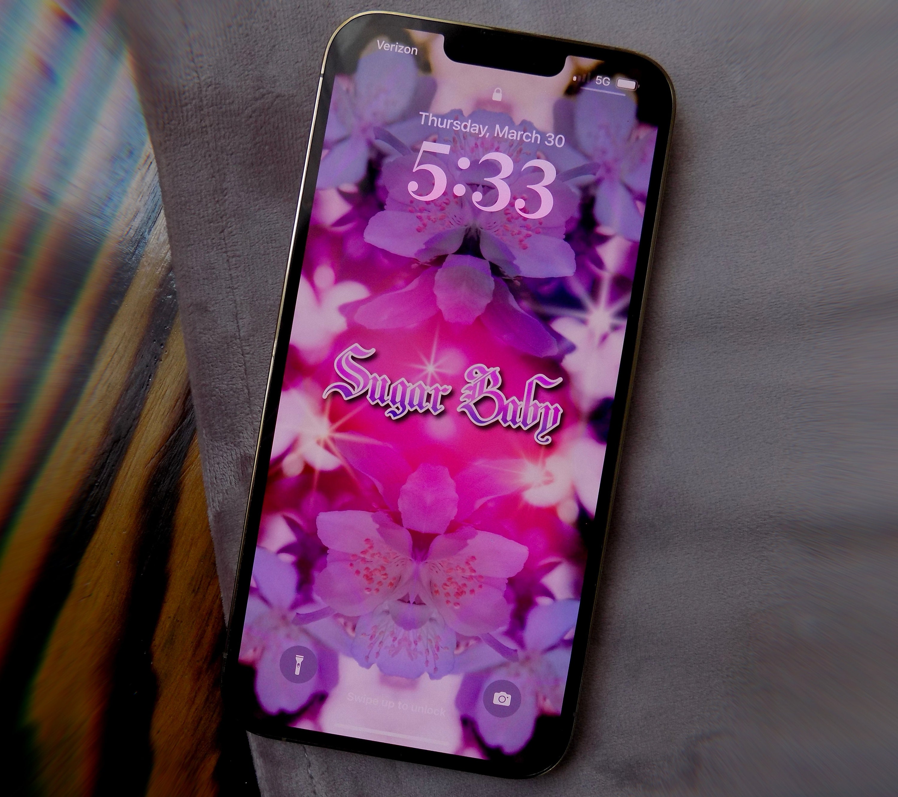 Iphone 5 Light Pink Wallpaper