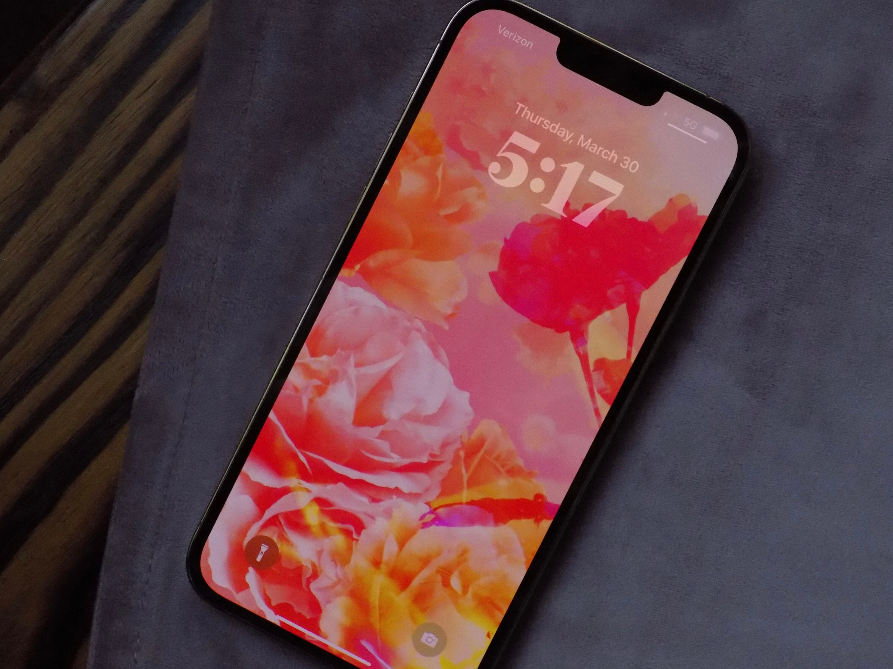 Bright Floral Phone Wallpaper Digital Download iPad Wallpaper Desktop ...